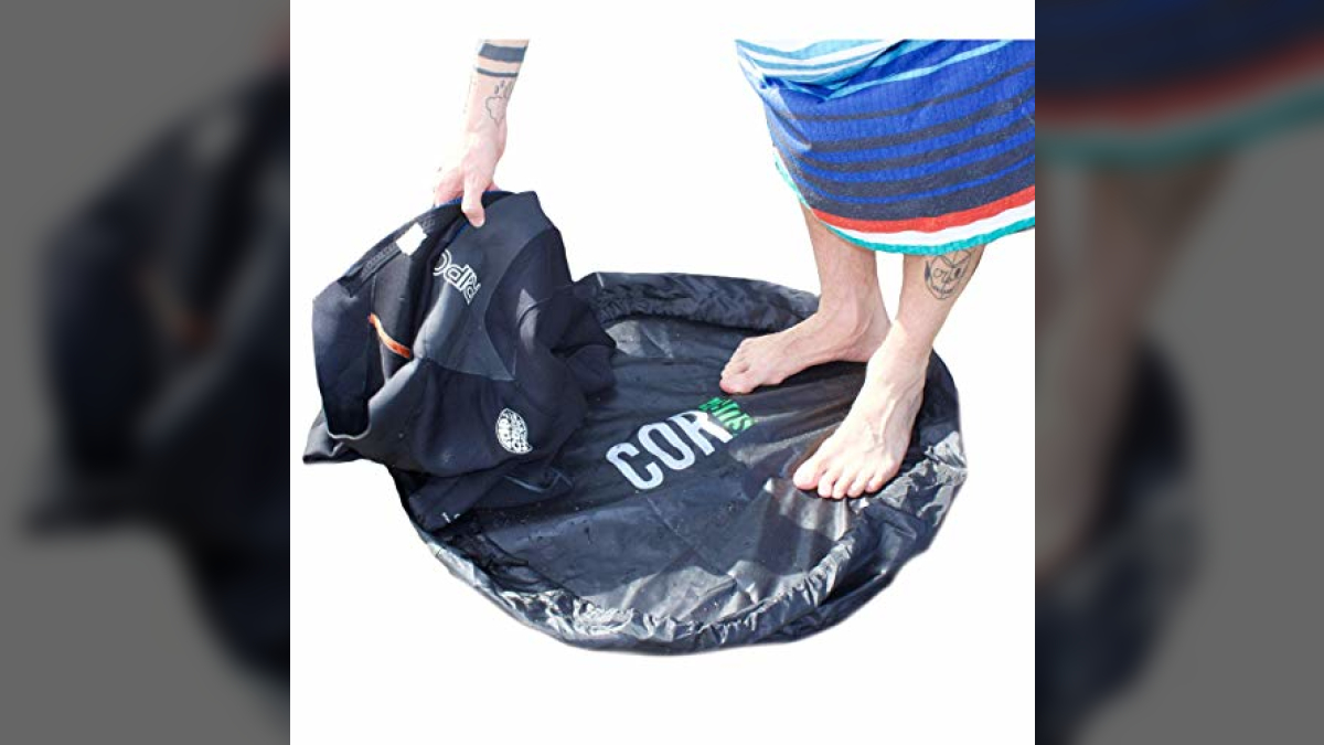 Keep Gear Clean with this Wetsuit Changing Mat